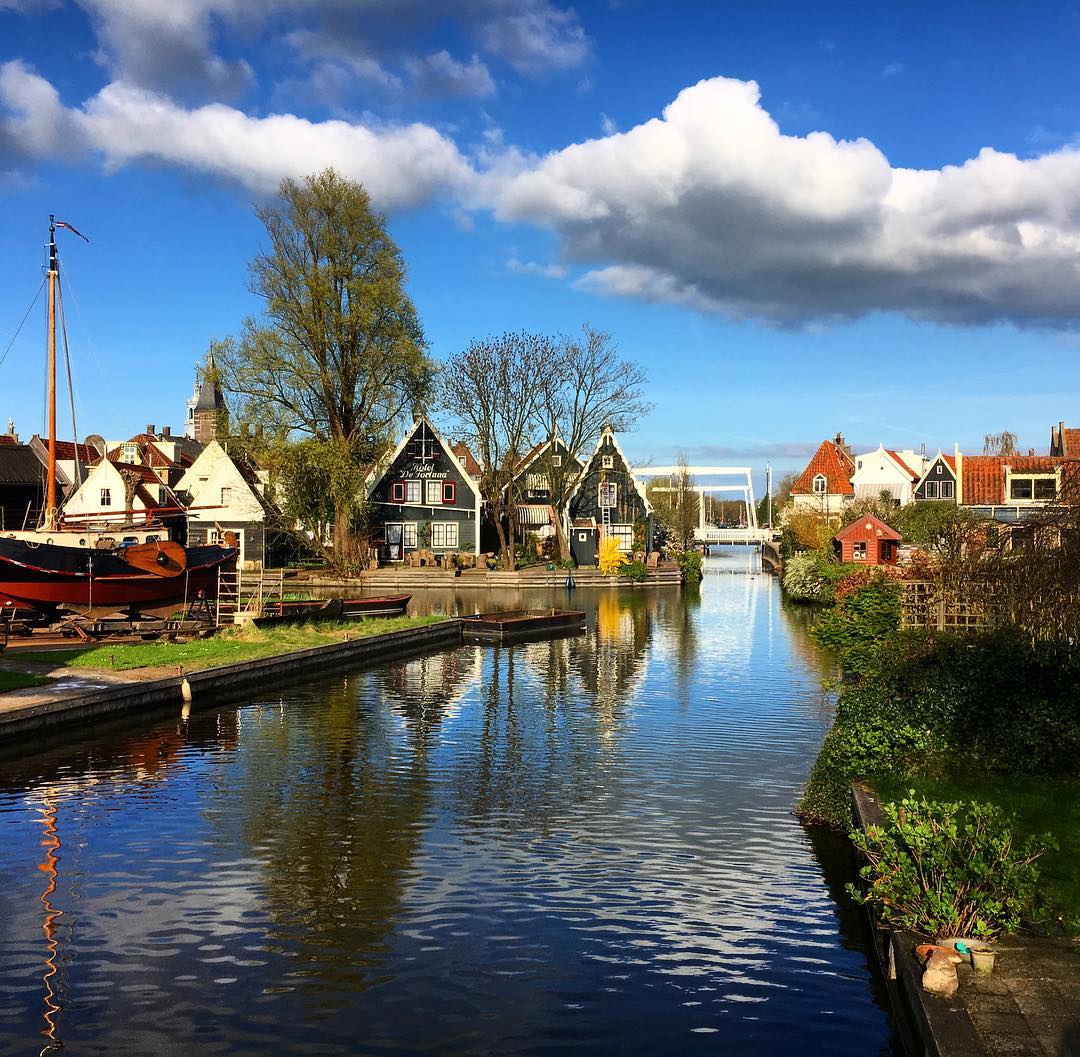 Steppen langs de bezienswaardigheden van Edam - Karlijn Travels